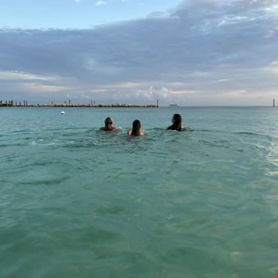 Isla Parker | Giftful